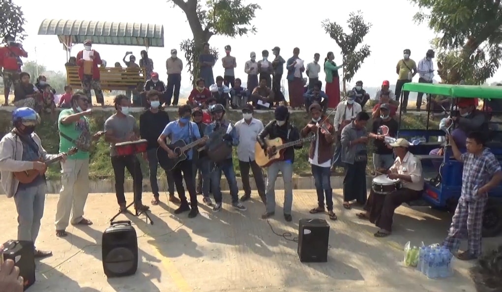 မကွေးတွင် စစ်အာဏာရှင်အလိုမရှိကြောင်း အင်အား ၄ သိန်းခန့်ဆန္ဒပြ၊ Cdm ဝန