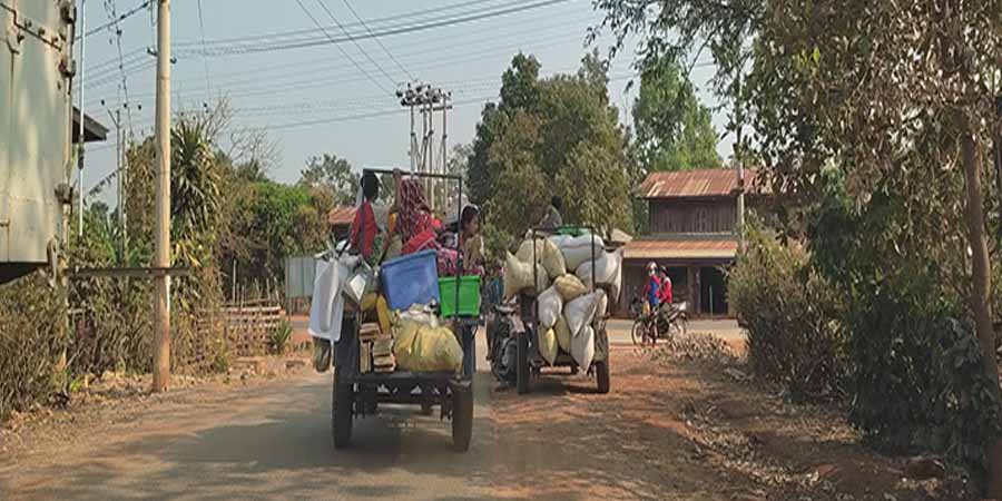 Dvb စစ်ကောင်စီတပ် ဗုံးကြဲတိုက်ခိုက်မှုကြောင့် ရှမ်း ကယားနယ်စပ်က ရွာပေ