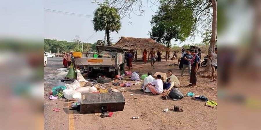 Dvb ကျိုက်ထို မရမ်းချောင်ဂိတ်အနီးတွင် ကား ၁ စီး တိမ်းမှောက်ပြီး ၁