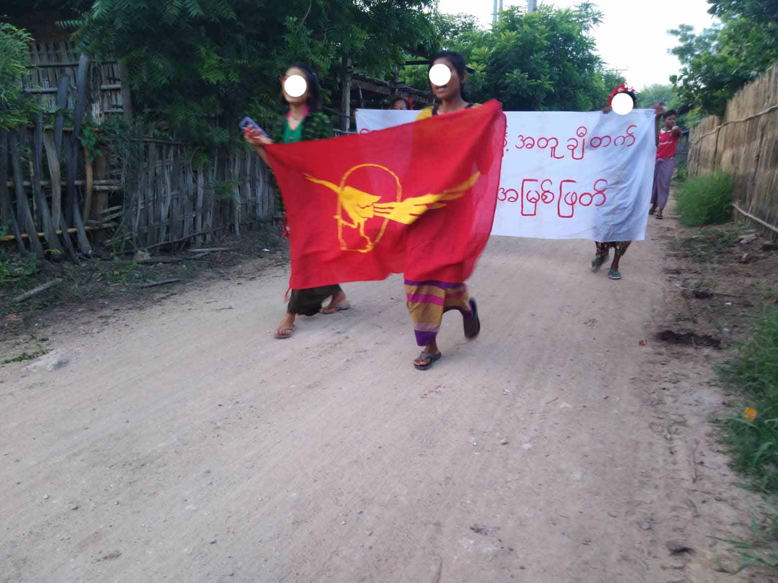 Dvb ၂ နှစ်ကျော်အတွင်း စစ်တပ်က ပြည်သူ ၃၆၆၃ ဦးကို သတ်ဖြတ်၊ ၁၉၀၀၀ ကျော