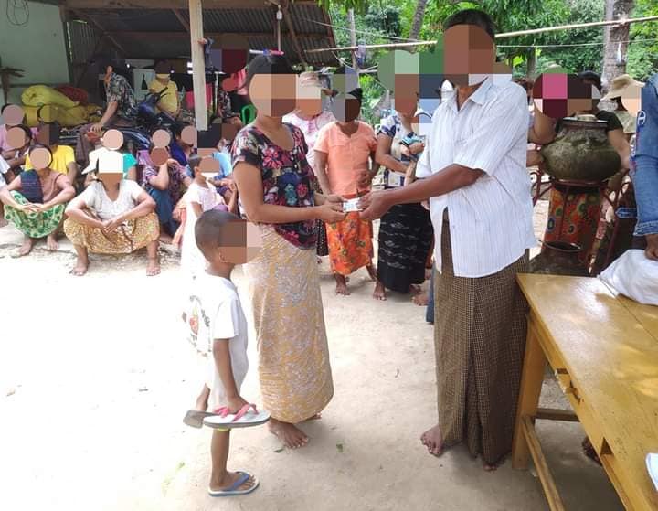 Dvb ဒီပဲယင်းမြို့နယ်ရှိ စစ်တပ် မီးရှို့ခံခဲ့ရသည့် နေအိမ် ၅၀၀ အတွက် င