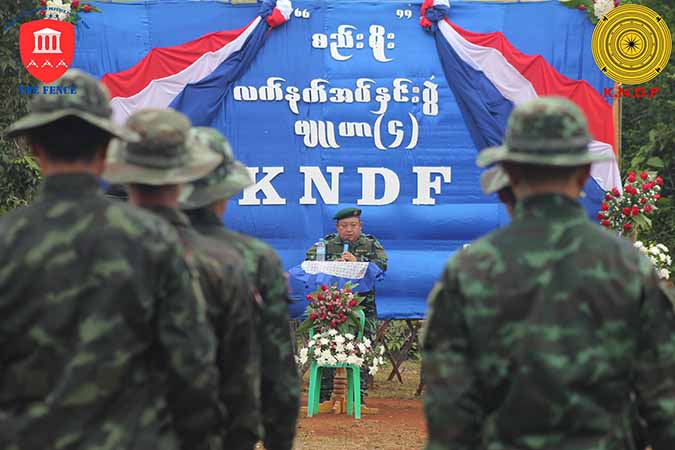 DVB | စည်းရိုးပရောဂျက်မှ ရရှိသည့် လက်နက်များကို KNDF တပ်ရင်း ၄ ခုသို့ ပေးအပ်(ဓာတ်ပုံ)