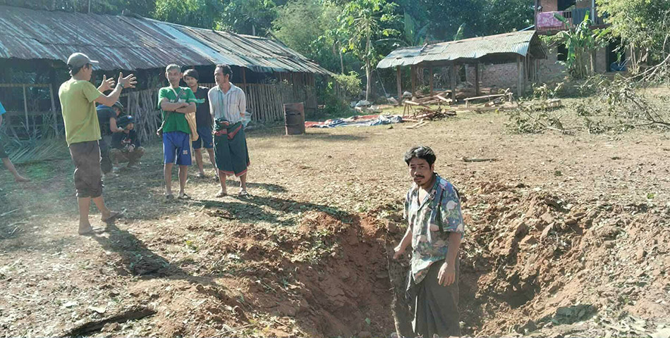 KNU မြို့နယ်ရုံးကို စစ်တပ်က ဗုံးကြဲ၊ ကလေး ၁ ဦးသေဆုံးပြီး အမျိုးသမီးများ ...
